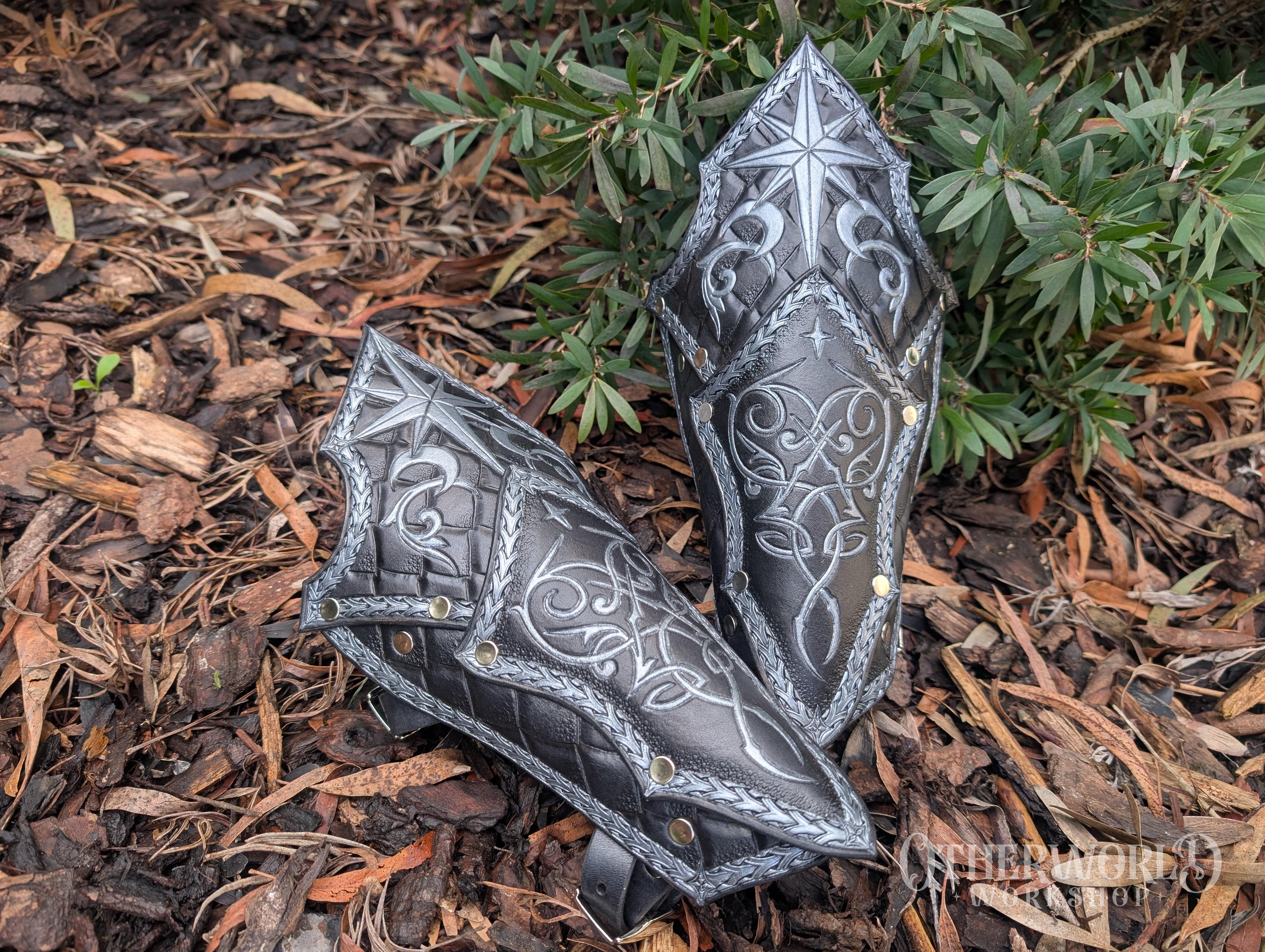 Leather Celestial Dragonscale Bracers Set – Otherworld Workshop