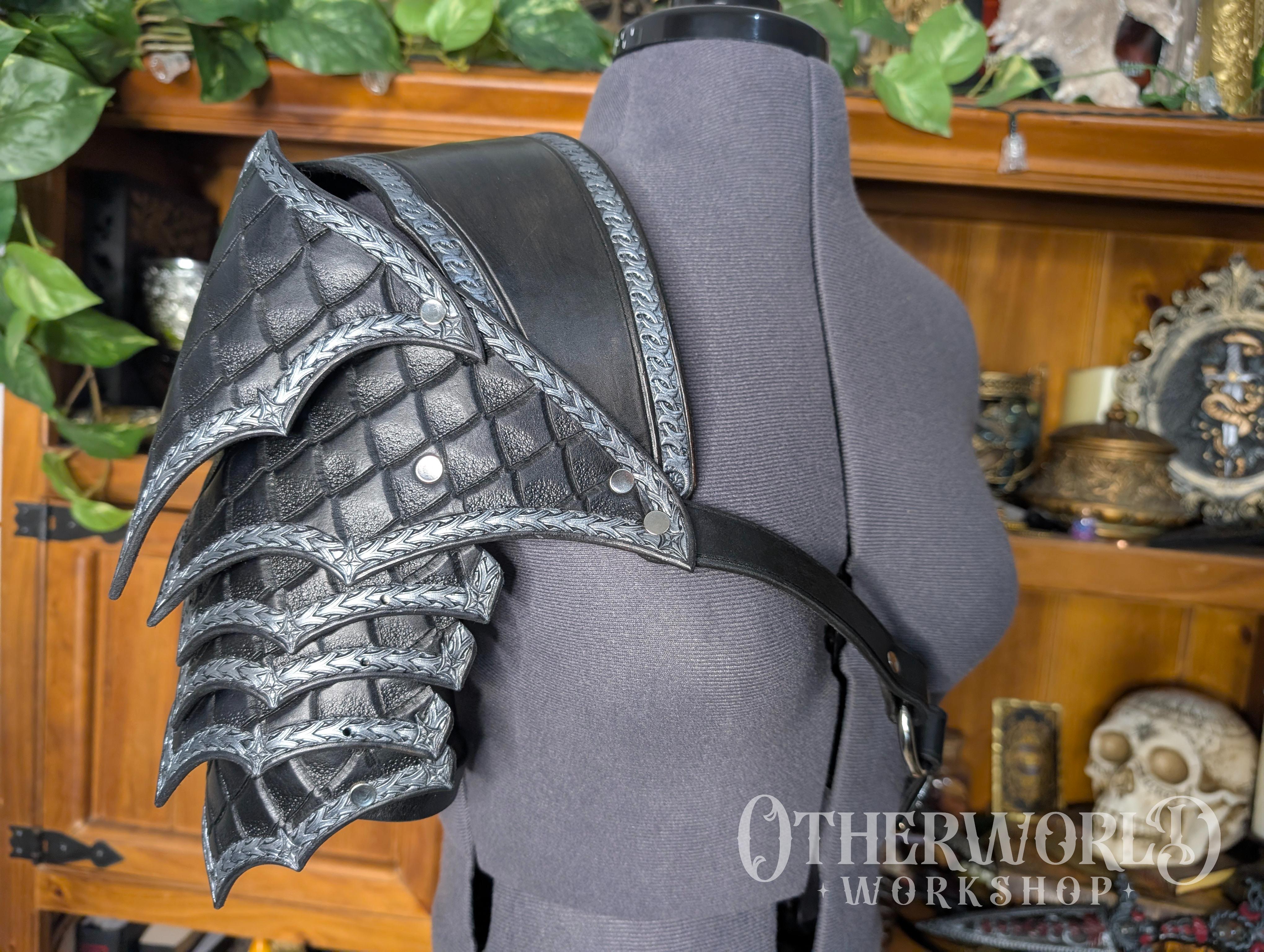 Leather Dragonscale Single Pauldron Harness – Otherworld Workshop